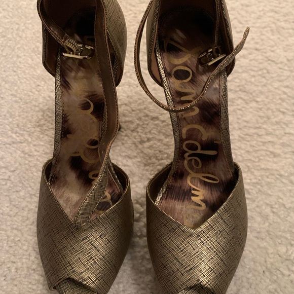 Sam Edelman | Shoes | Sam Edelman Gold And Black Metallic Platforms ...
